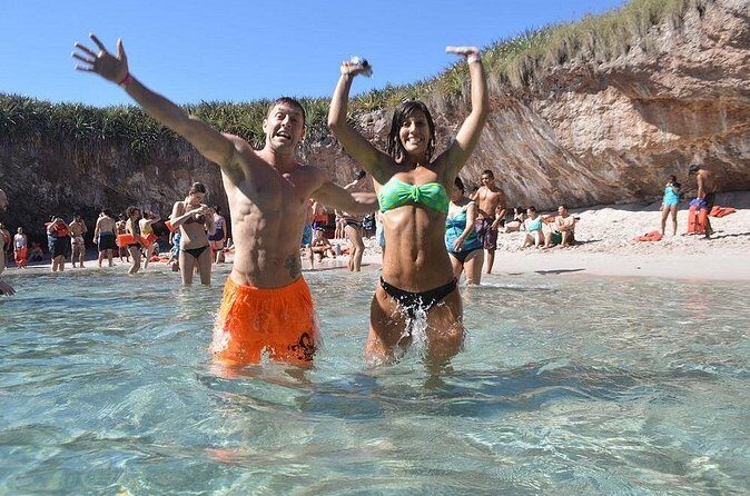 Cruise in Marietas Island with Lunch and Open Bar - What Reviewers Say