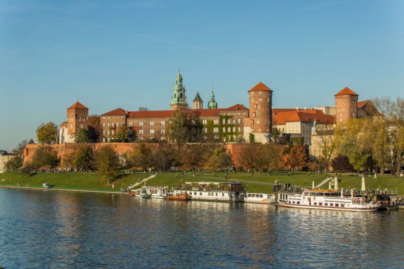 Cruise on the Krakow Vistula & Guided Tour in Former Ghetto - What to Expect from the Experience