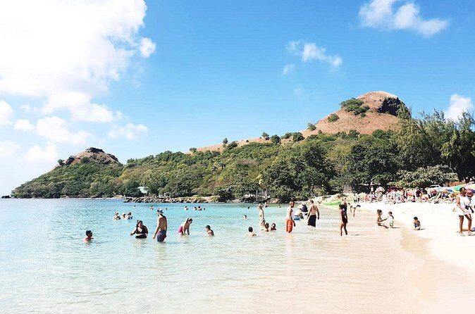 Cruise Ship Round Transfer to Reduit Beach - The Experience: Comfort, Convenience, and Authenticity