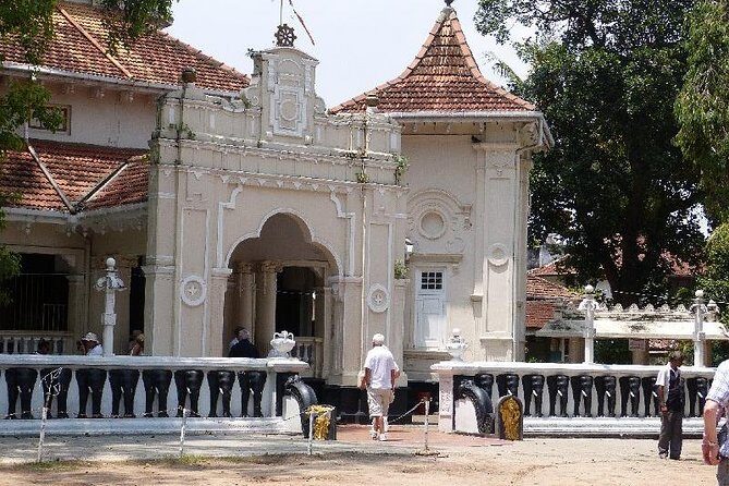 Cruise Ship Shore Excursions - Colombo Port - Colombo Buddhist Legend Tour - An In-Depth Look at the Colombo Buddhist Legend Tour