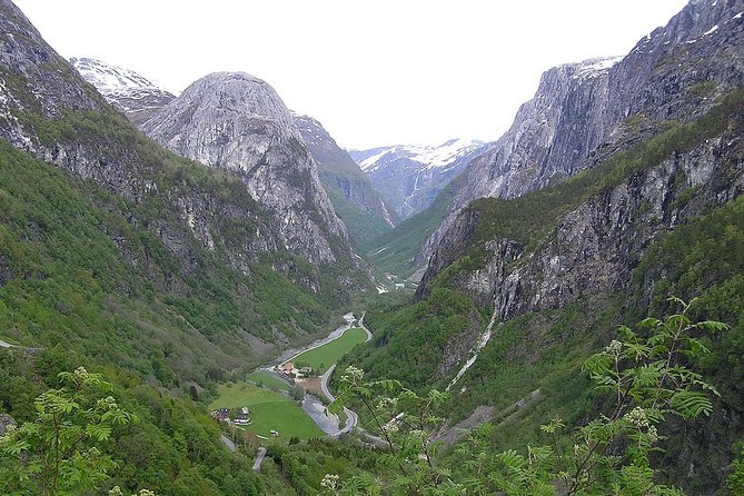 Cruise Special: Private Trip To Canyons And Waterfalls With Flåm Railway - The Sum Up