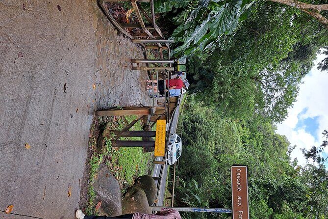 *Cruise Stopover* - CASCADE WITH CRAYFISH- Sainte-Anne Beach - Practical Details