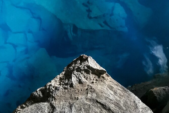 Cruise Tour Godafoss and Myvatn Lake and Baths Small Group - Company Commitment
