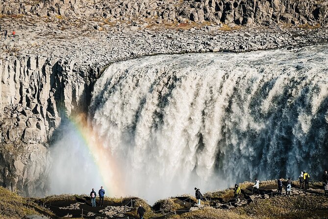 Cruise Tour Godafoss and Myvatn Lake and Dettifoss Small Group - Who Should Consider This Tour?