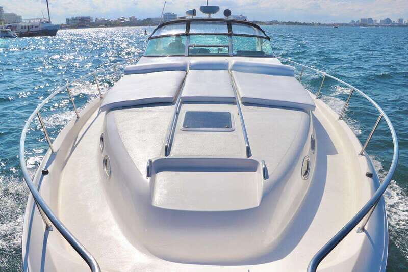 Cruising paradise in a luxury yacht in Cancun - FAQ