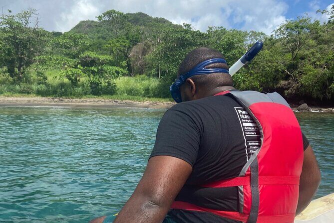Crystal kayaking in St. Vincent - Siteseeing with Cass - An In-Depth Look at the Tour