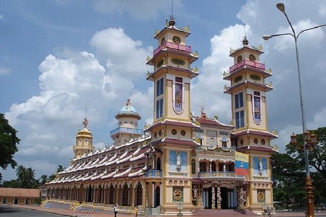 Cu Chi Tunnels and Cao Dai Temple private tour full day - The Experience Beyond the Sights