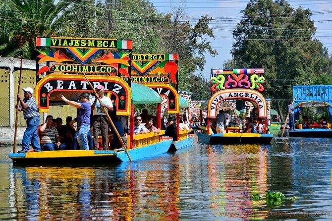 CU-Coyoacán and Xochimilco; Enjoy the Southern Colors of the CDMX - Transportation & Group Size