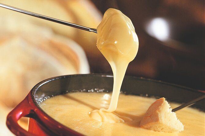 Culinary Tour From Zurich With Traditional Swiss Cheese Fondue Dinner - Lindt Home of Chocolate Experience