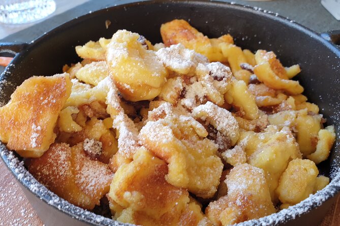 Cultural and culinary pleasure tour through Innsbruck's old town - Culinary Tastings and Practical Details