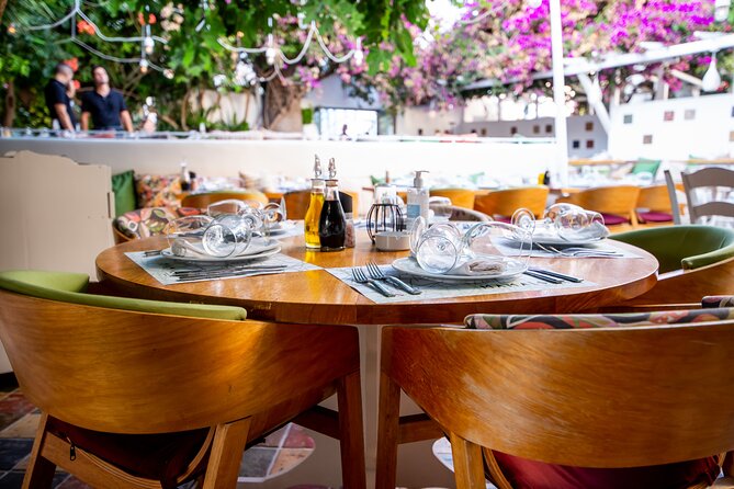 Cultural Odyssey Dance Feast in Mykonos Town - Accessibility Features at the Event