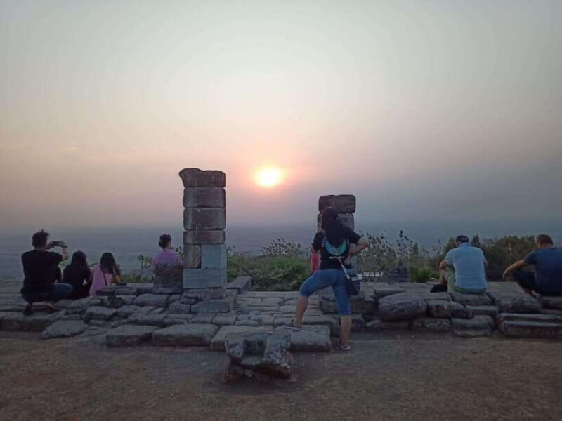 Culture Tour of Sultan palace,Water castle,Ijo Temple sunset - Authentic Experiences and Local Insights