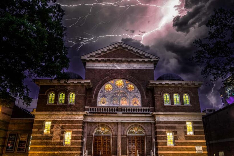 Curses & Corsets: Charlotte's Candlelight Ghost Tours - Value and Practicalities