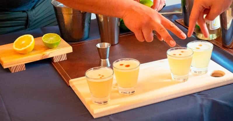 Cusco Night Tour + Pisco Sour Class - Key Points