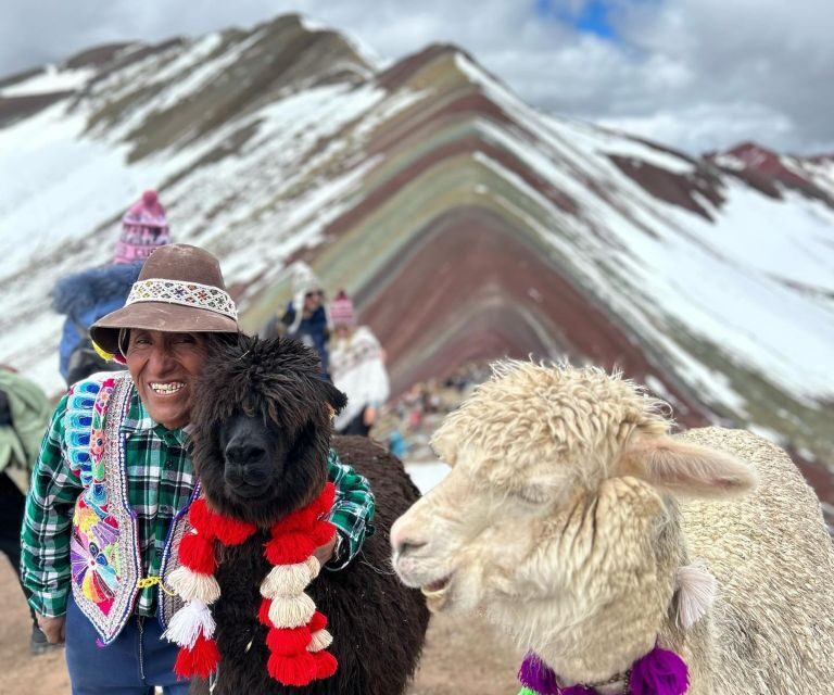 Cusco One Day: Tour Rainbow Mountain & Red Valley opcional - Key Points