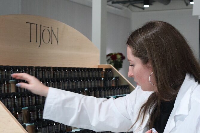Custom Fragrance Creation Class in Nashville: Fragrance 101 - FAQ