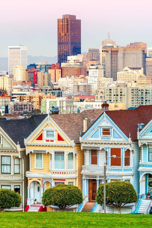 Custom Private Tour in a Luxurious Mercedes - FAQs