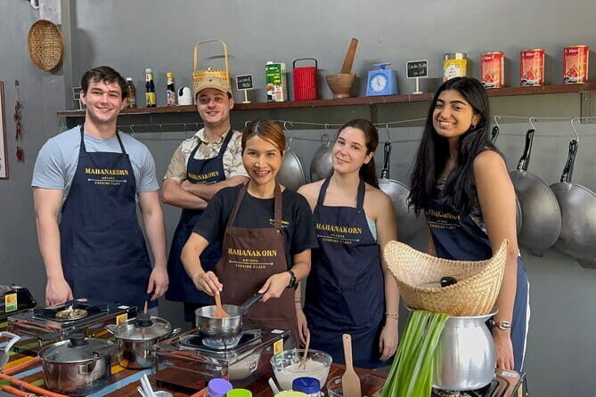 Customizable Thai Cooking Class with Onnuch Market in Bangkok - Who Should Book This Tour?