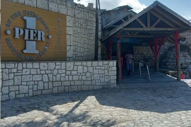 Customize Night life in montego Bay - Introduction