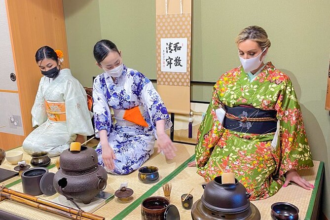 Customize Tokyo Must-Sees & Local Gems With Local Friend - Curating the Perfect Tokyo Experience