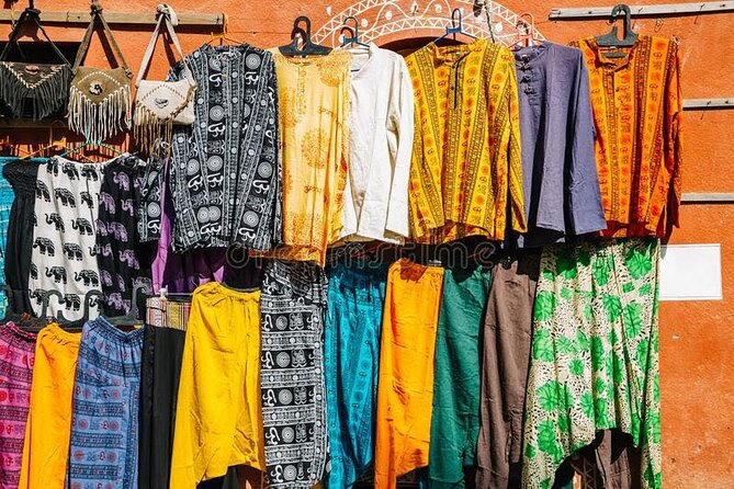 Customized Full Day Delhi Shopping Tour With Shopping Consultant - Who Will Love This Tour?