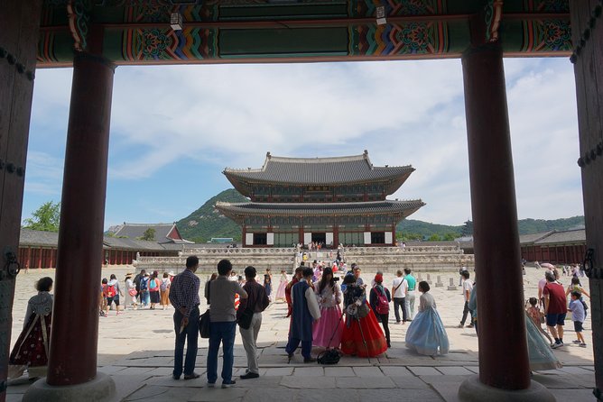Customized Private Seoul tour: Palace, Market etc(Airport Option) - Nami Island – Scenic Nature and Drama Filming Location