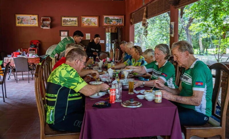Cycle the Angkor Backroads inclusive Lunch at Local house - Key Points