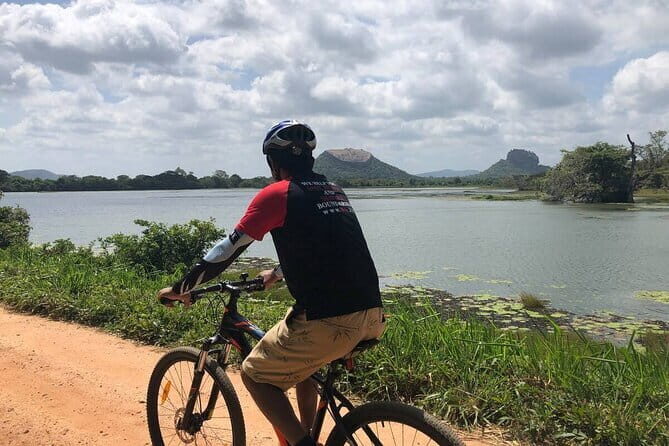 Cycling in the Backyards of Sigiriya - FAQ