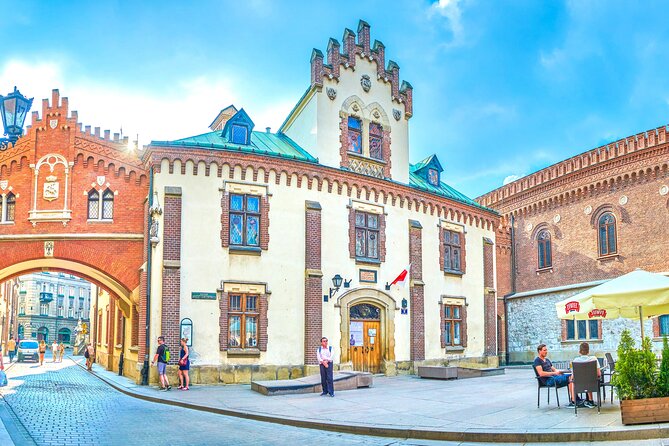 Czartoryski Palace Museum Tickets and Krakow Old Town Tour - Practical Details and Experience