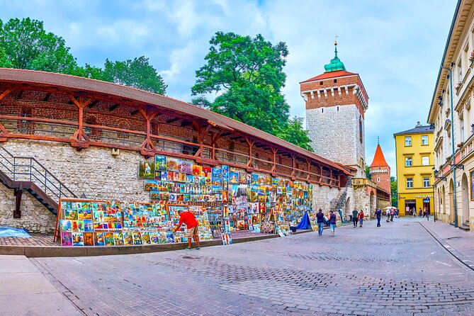 Czartoryski Palace Museum Tickets and Krakow Old Town Tour - FAQ