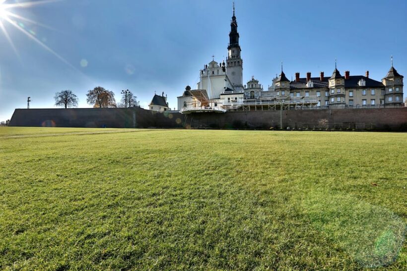 Czestochowa from Krakow: The Black Madonna Day Tour - Overall Value and Suitability