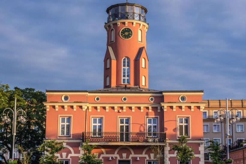 Czestochowa Old Town Highlights Private Walking Tour - The Value of a Private Guided Tour
