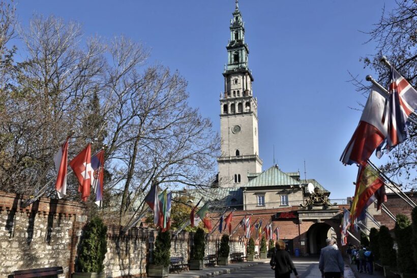 Czestochowa: The Black Madonna Day Tour from Krakow - An Authentic Pilgrimage Experience