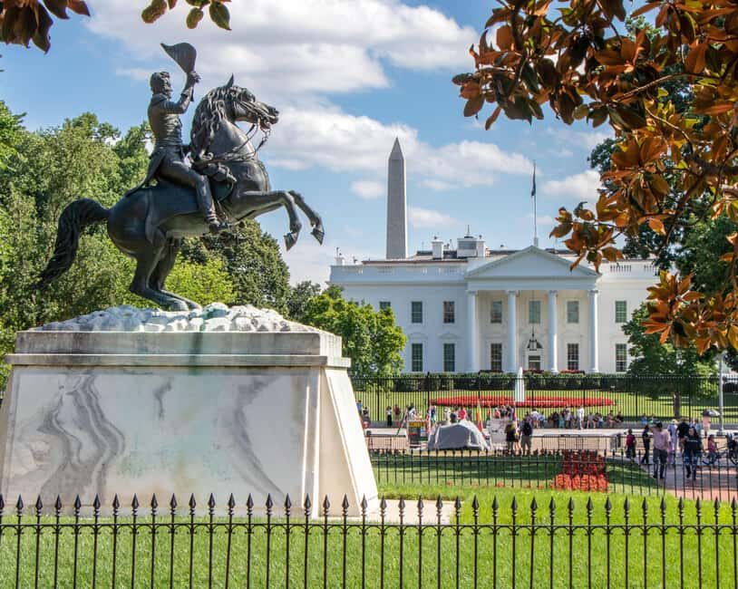 D.C.s Hidden Observation Deck to Lincolns Last Moments - An In-Depth Look at the Tour Experience