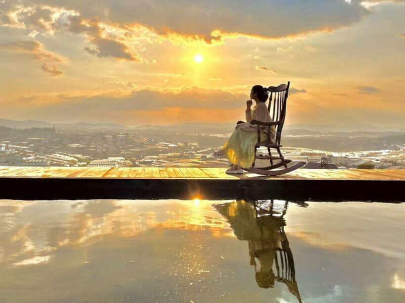 Da Lat: Sunrise Panorama, Green Tea Hill and Strawberry Farm - Analyzing the Value