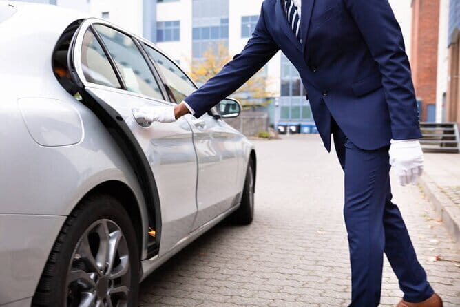 Da Nang Airport Arrival Or Departure By Private Car Transfers - Real Traveler Experiences