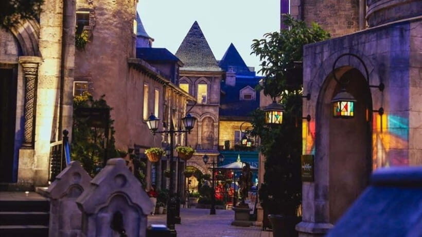 Da Nang: Ba Na Hills Private Sunset Tour with Guide - Who Should Consider This Tour?