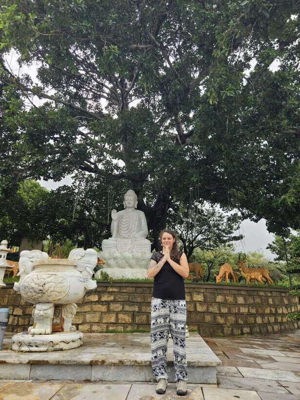 Da Nang City Sightseeing Tour With Paragliding Adventure - Key Points