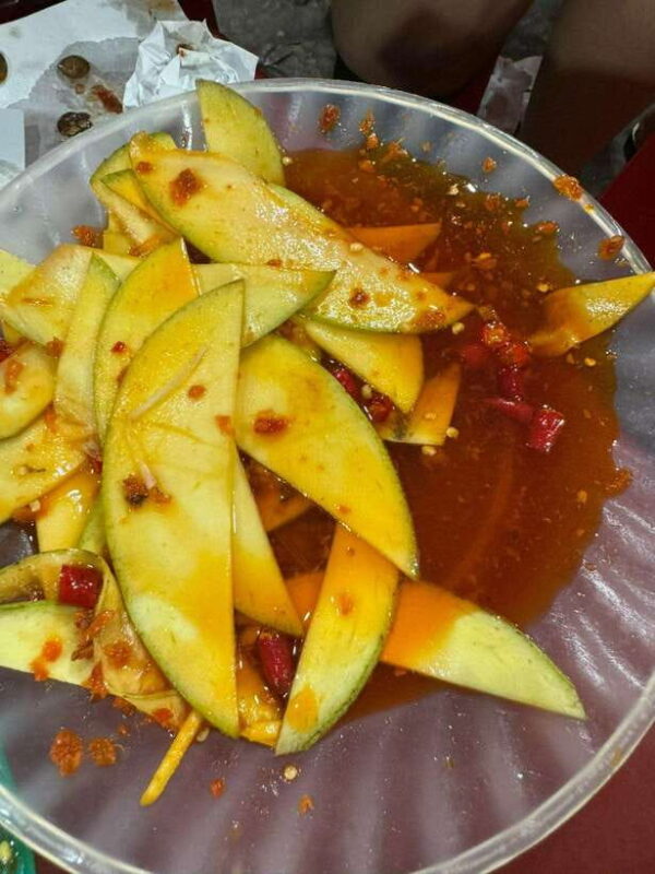 Da Nang City Street Food Private Tour With Local Students - The Guides and their Local Insight