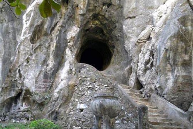 Da Nang Fully Local Experience with Friendly Females Riders - Who Will Love This Tour?