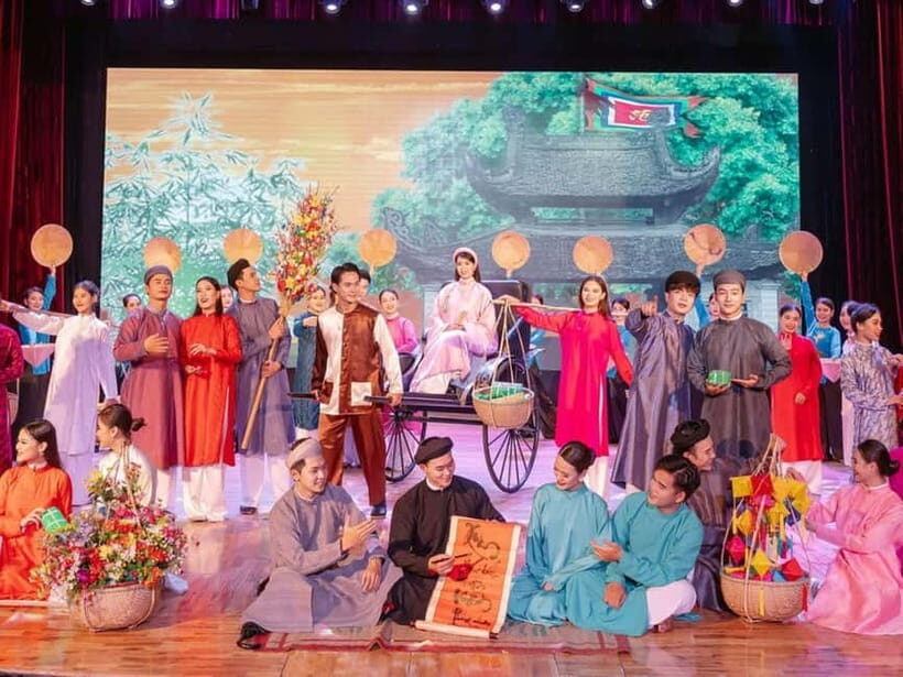 Da Nang/Hoi An: Ao Dai Show with Hotel Transfers - Key Points