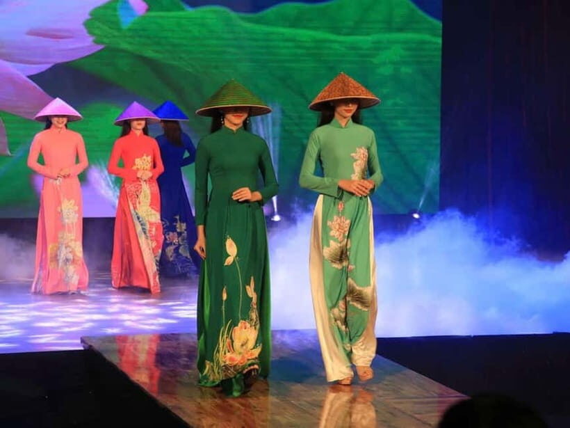 Da Nang/Hoi An: Ao Dai Show with Hotel Transfers - The Sum Up