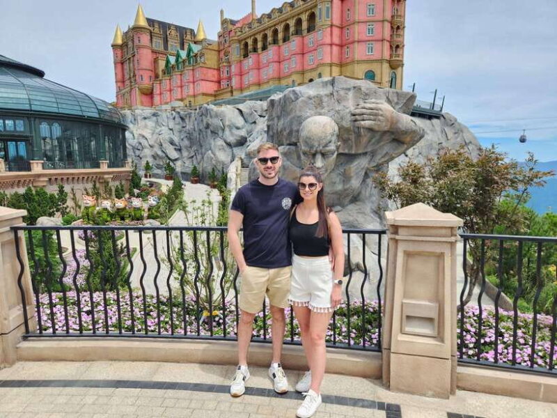 Da Nang/Hoi An: Ba Na Hills and Golden Bridge Full-Day Tour - The Iconic Golden Bridge