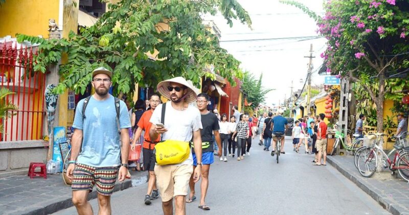 Da Nang/Hoi An: Market & Old Town Private Tour with Transfer - Practical Details: What to Know Before You Go