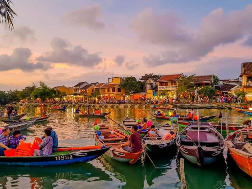 Da Nang/ Hoi An: Night Street Food Tour & Lantern Boat Ride - Key Points