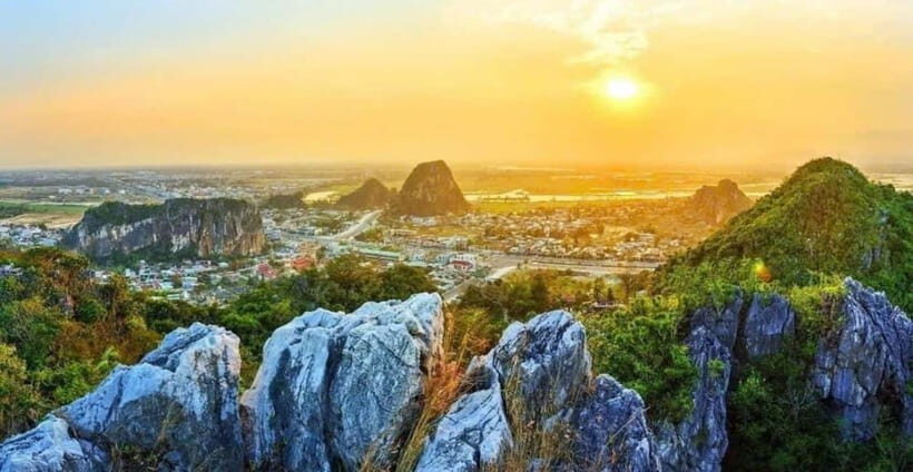 Da Nang: Marble Mountain, An Phu Cave and Monkey Mountain.. - Key Points