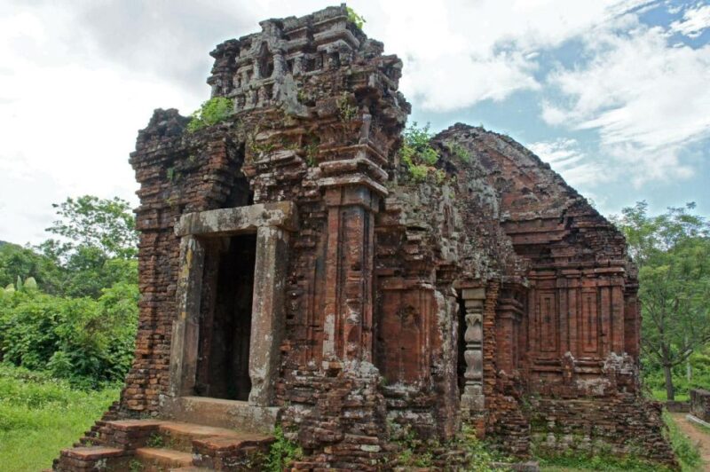 Da Nang: My Son Sanctuary and Hoi An Old Town Private Tour - Key Points