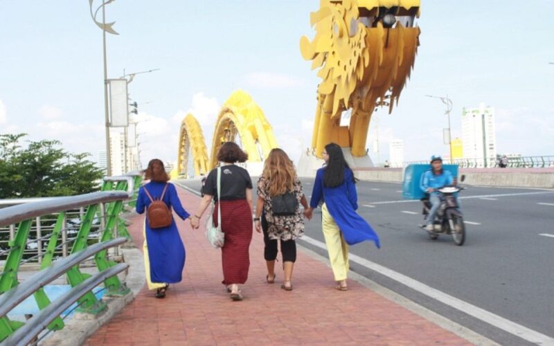 Da Nang: Private City Tour by Scooter with Ao dai Lady Rider - Introduction