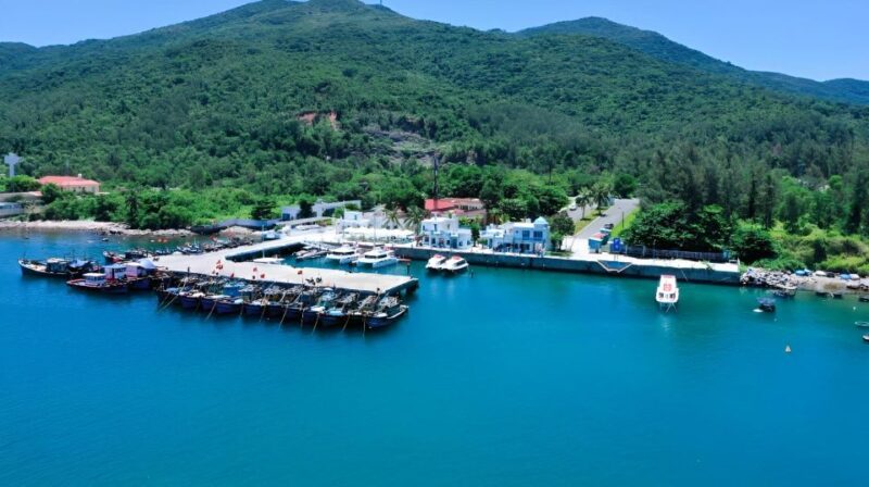 Da Nang: Son Tra peninsula luxury Yacht rental, private - Who Will Love This Experience?