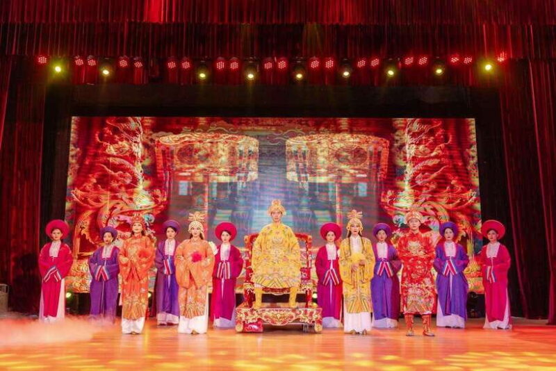 Da Nang: Traditional Vietnamese Ao Dai Elegance Show - Meeting and Logistics